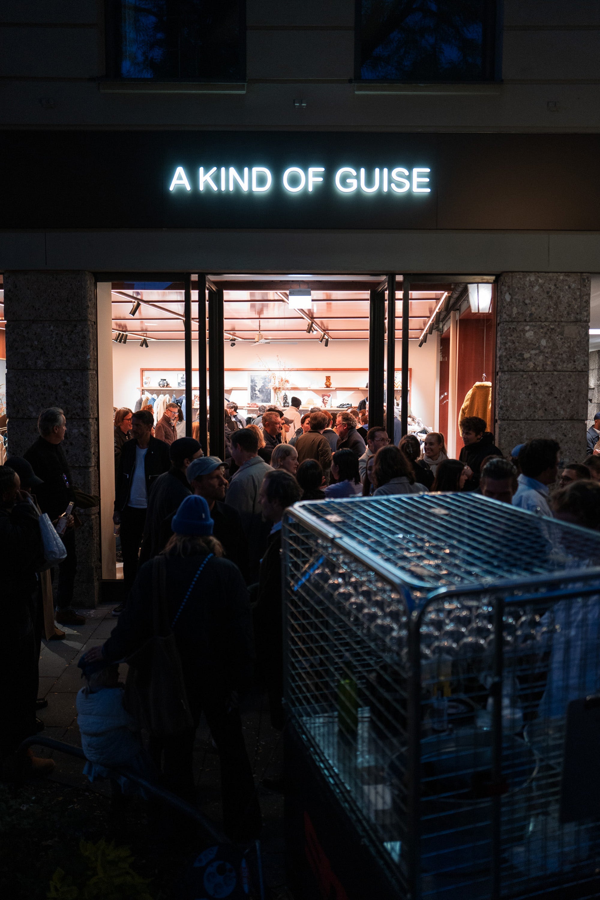 THE GRAND OPENING – MUNICH STORE – A KIND OF GUISE