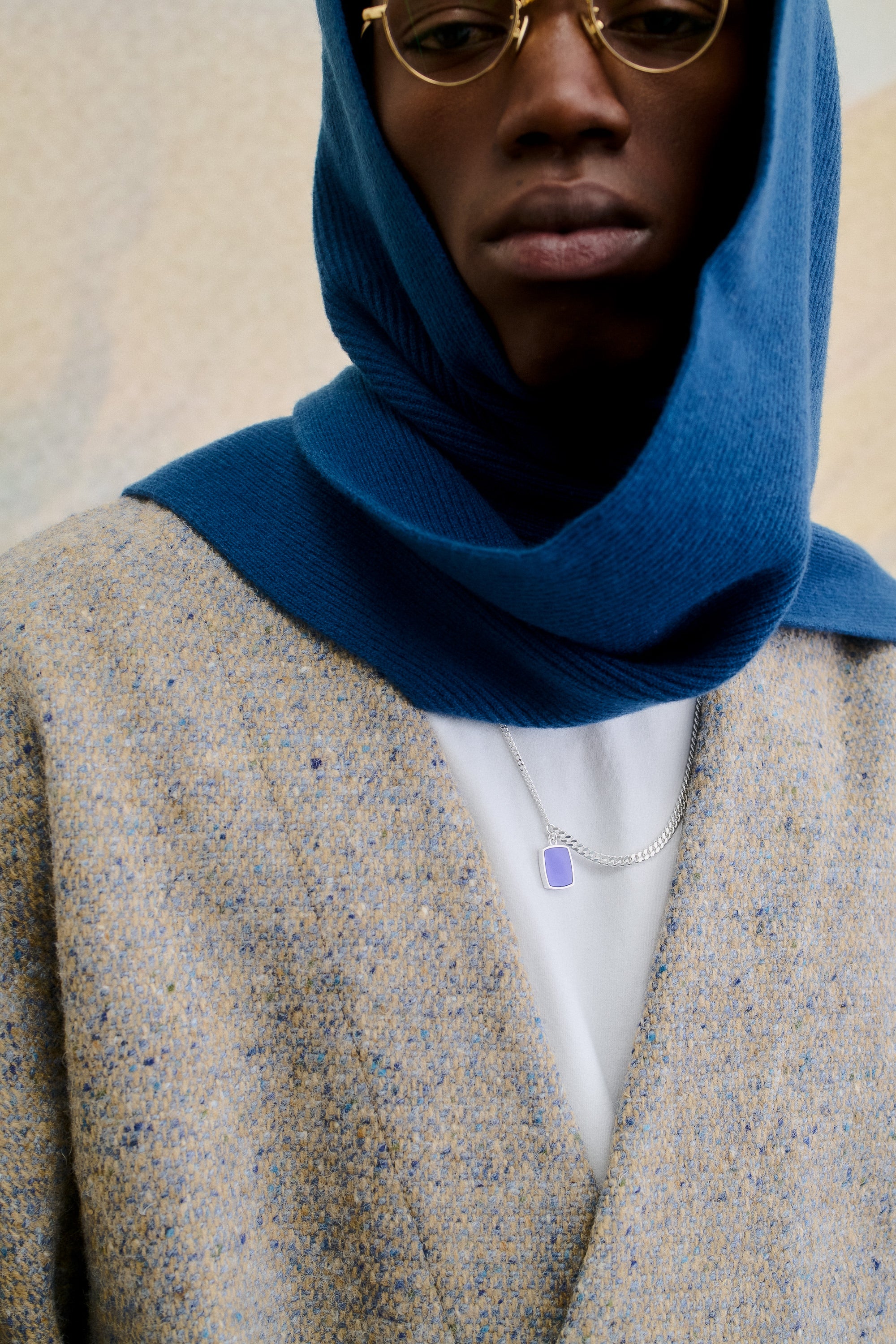 KAPOTI SCARF – A KIND OF GUISE